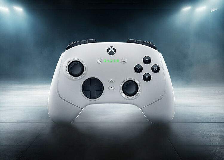 Manette gaming pro sans-fil Razer Wolverine V3 Pro - Blanc – Dealabs.com