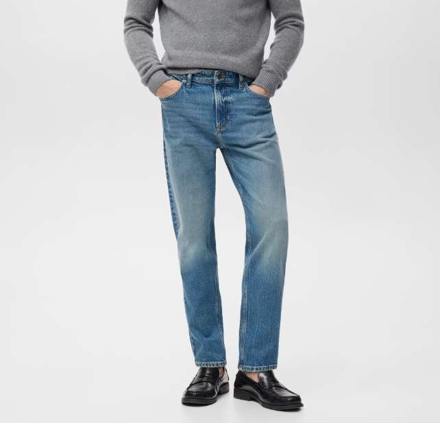 Jean Mango Tapered-fit: jean coton délavé moyen – 14,99€ at Mango ...
