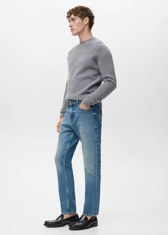 Jean Mango Tapered-fit: jean coton délavé moyen – 14,99€ at Mango ...